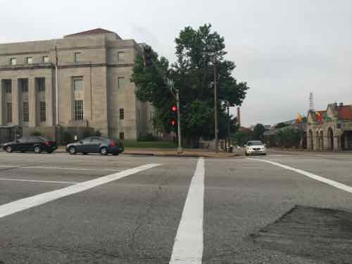 Line For Post Office Parking Garage Two Blocks LongUrbanReview | ST LOUIS