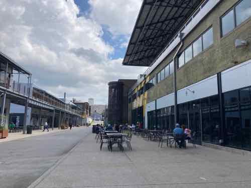 A Tour of City Foundry St. Louis, the Food Hall, and Fresh Thyme ...